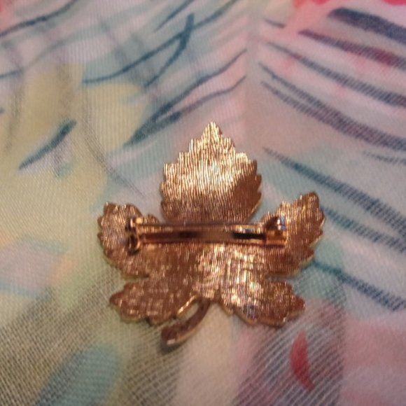 Vintage | Jewelry | Vintage Orange Enamel Gold Tone Maple Leaf Pin ...